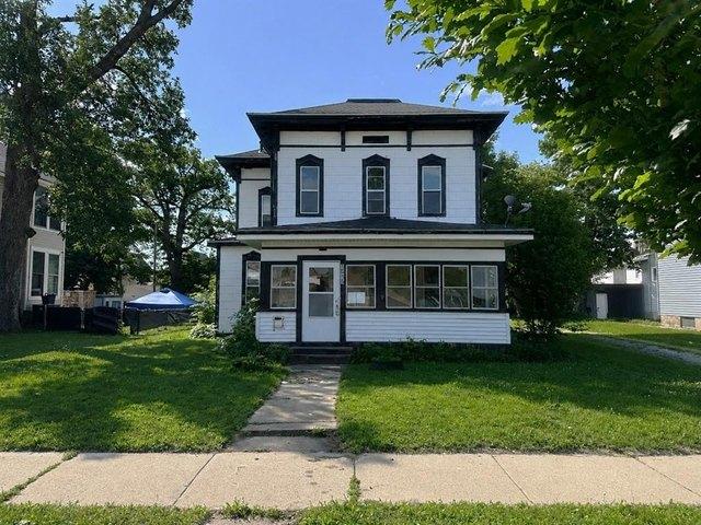 1515 B Ave NE, Cedar Rapids, IA 52402