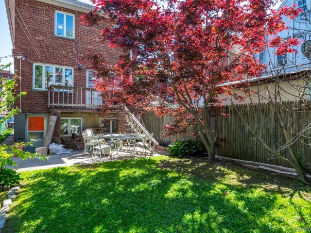 1515 Bantam Place