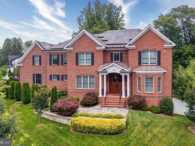 1515 Brookhaven Dr, McLean, VA 22101