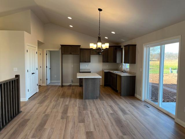 1515 Caroline Dr, New London, WI 54961 | MLS #50318 | Compass