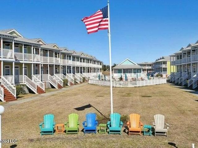 1515 E Beach Boulevard, 131, Pass Christian, MS 39571
