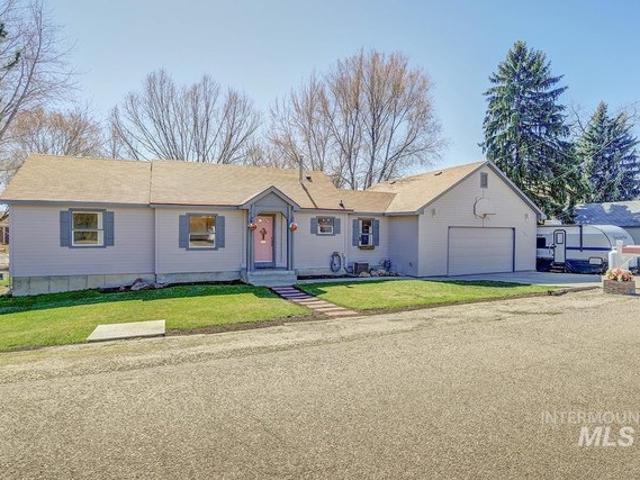 1515 E Florida Ave, Nampa, ID 83686