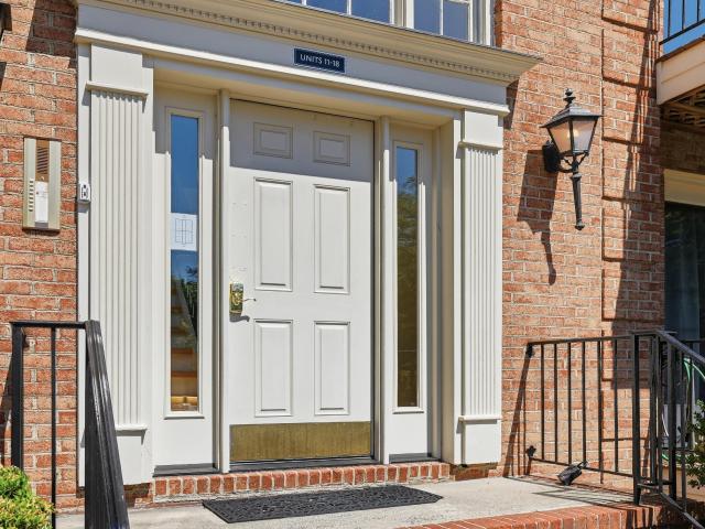 1515 E Franklin Street Apt 16