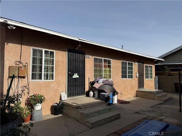 1515 E Young St, Wilmington, CA 90744