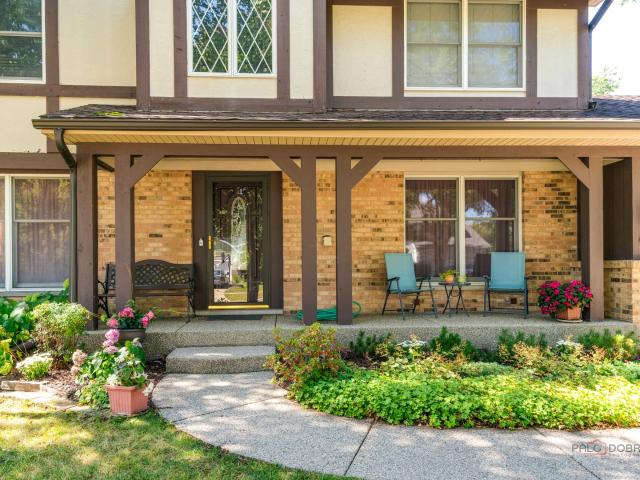 1515 Forever Ave, Libertyville, IL 60048 | MLS #12548 | Compass