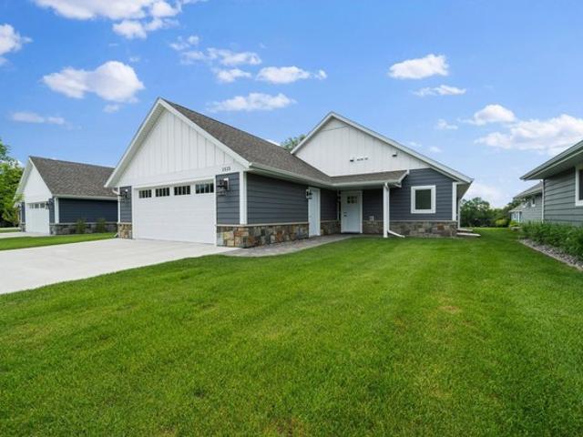 1515 Geneva Rd NE, Alexandria, MN 56308