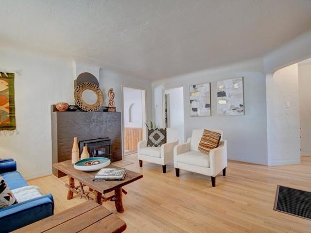 1515 Hermosa Dr SE, Albuquerque, NM 87108