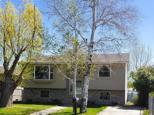 1515 Holmes Ave, Sheridan, WY 82801