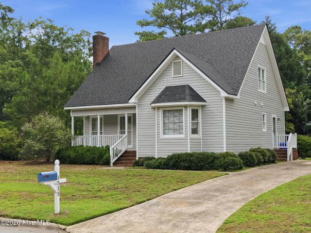 1515 Hollybriar Lane