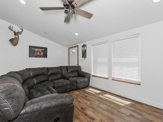 1515 Keefer Road