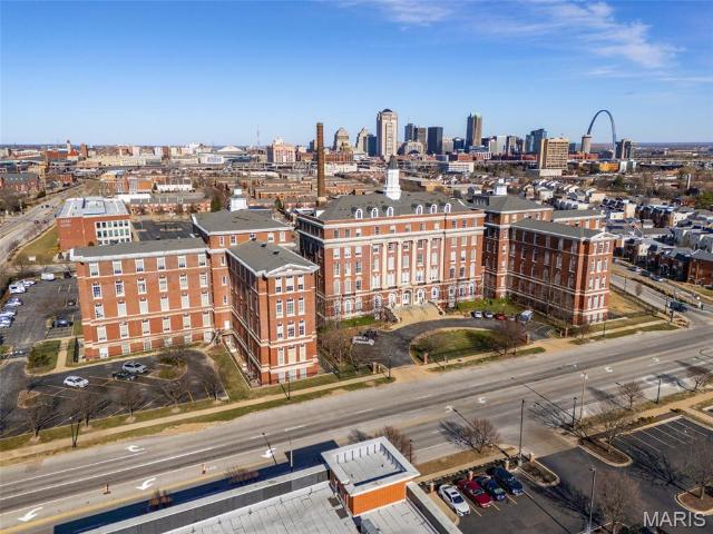 1515 Lafayette Ave, Unit 109, St. Louis, MO 63104 | MLS #26005 | Compass