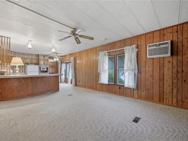 1515 Lee Ln