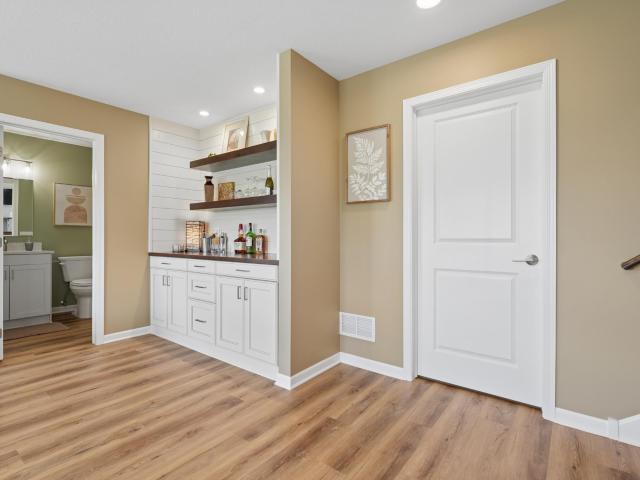 1515 Raymond Drive