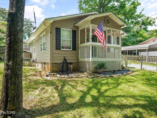 1515 Robert Huff Lane