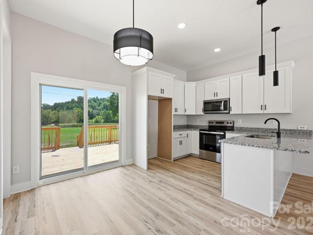 1515 Robin Road