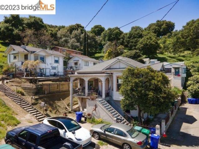 1515 Rose St, Crockett, CA 94525
