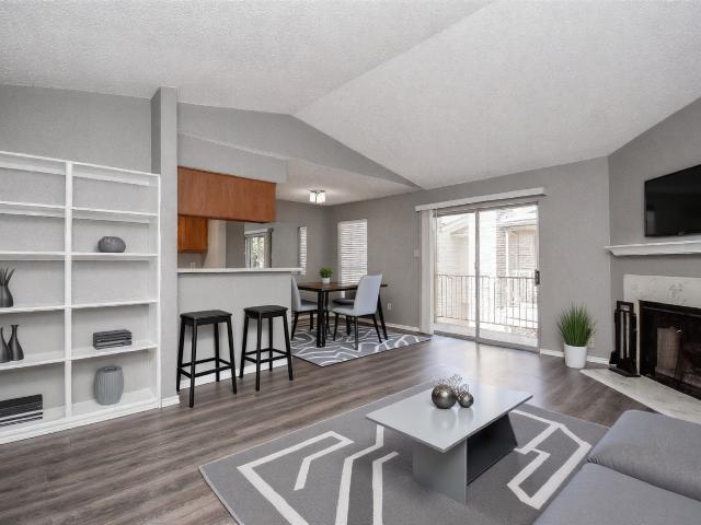 1515 Sandy Springs Rd, Unit 1006, Houston, TX 77042 | MLS #51055