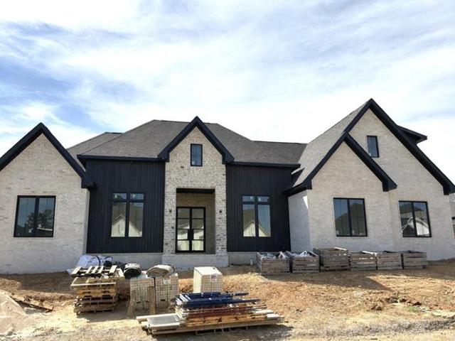 1515 Southwinds Dr, Conway, AR 72034