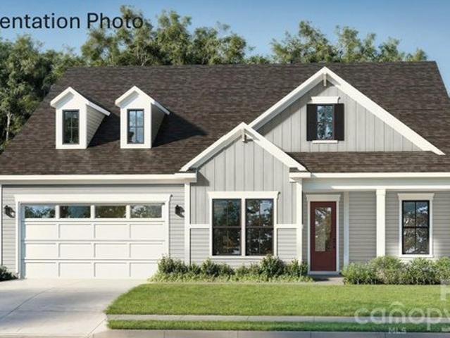 1515 Twin Leaf Rd, Fort Mill, SC 29715
