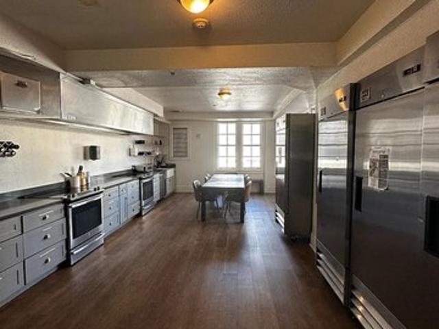 1515 Webster St, Oakland, CA 94612