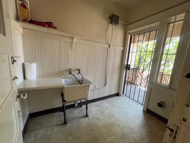1515 1521 N. Vanness Ave 1 Bedroom Apartment for Rent at 1515 N Van Ness Ave, Fresno, CA 93728 Tower District
