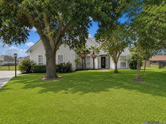 15160 S Oakleigh Ln, Prairieville, LA 70769