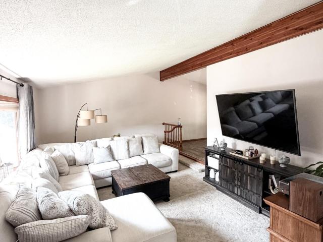 1516 Maywood Drive