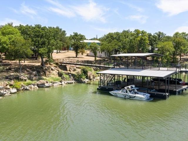 1516 N Lakeview Dr, Palo Pinto, TX 76484
