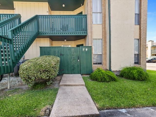 1516 Bay Area Blvd Apt F9, Houston, TX 77058