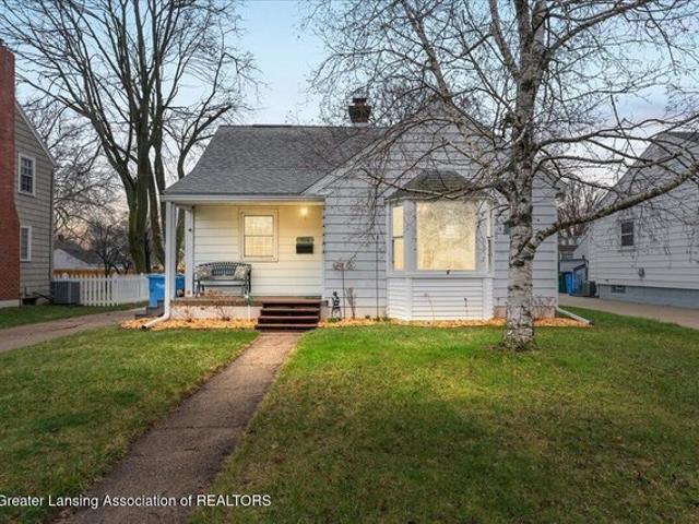 1516 Berkeley Dr, Lansing, MI 48910