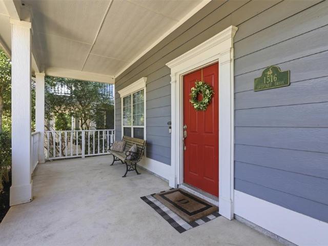 1516 Chestnut Drive