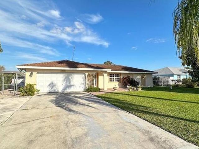 1516 Crestwood Cir W, Lehigh Acres, FL 33936