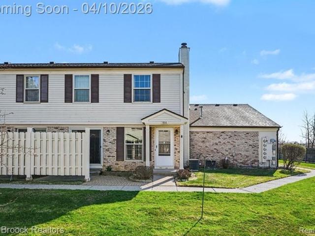 1516 Dover Hl S Unit 23, Walled Lake, MI 48390