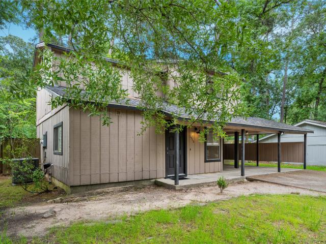 1516 E Red Cedar Circle