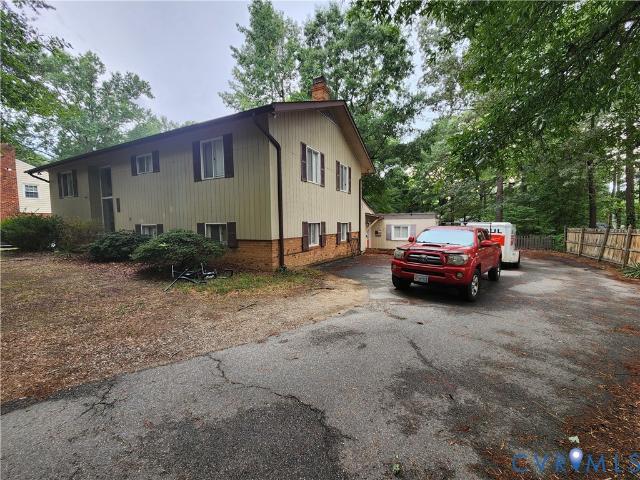 1516 Ednam Forest Drive