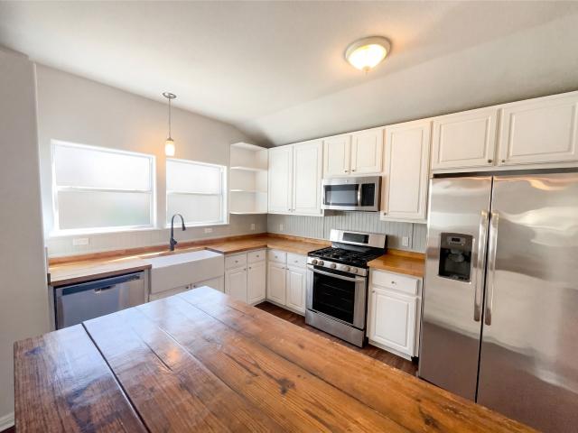 1516 Gatlinburg Dr, Pflugerville, TX 78660 | MLS #9808
