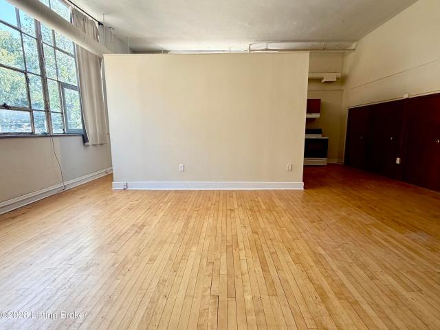 1516 Hepburn Ave 3