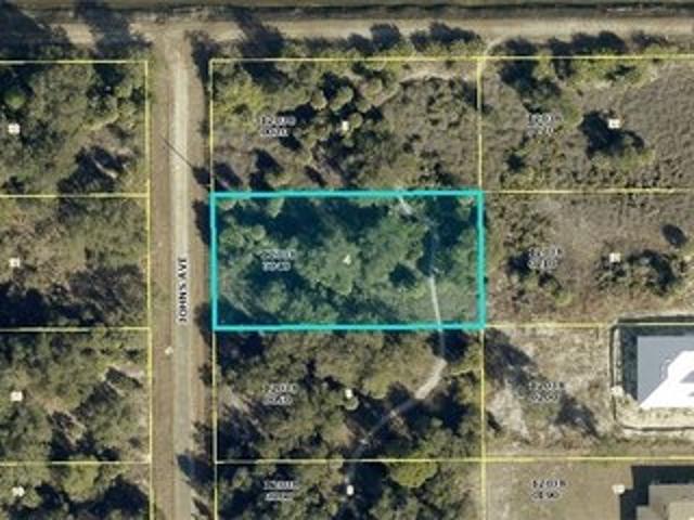 1516 Johns Ave, Lehigh Acres, FL 33972
