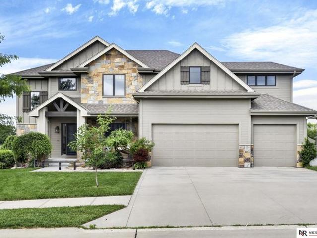 1516 S 210th St, Omaha, NE 68022