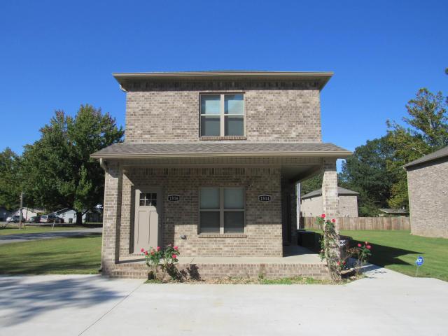 1516 S bailey