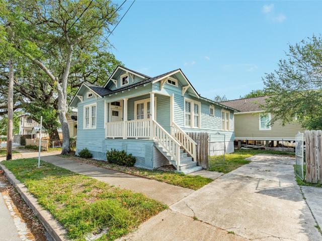 1516 37th Street