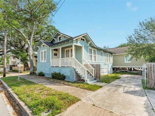 1516 37th Street