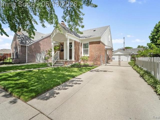 15170 Euclid Ave, Allen Park, MI 48101