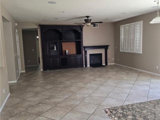 15179 Cerritos