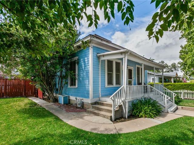 1517 Olive St, Paso Robles, CA 93446 | MLS #SC26088 | Compass