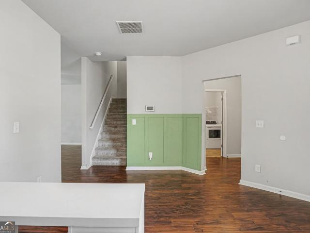 1517 Arbor Place Drive