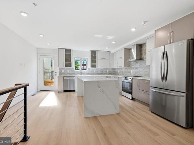1517 Bodine St N Unit A, Philadelphia, PA 19122