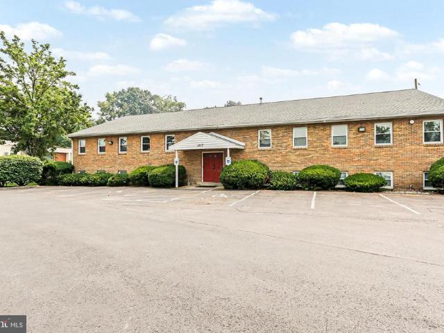 1517 Cedar Cliff Drive # 102