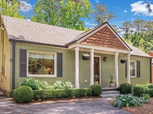 1517 Deerwood Dr, Decatur, GA 30030