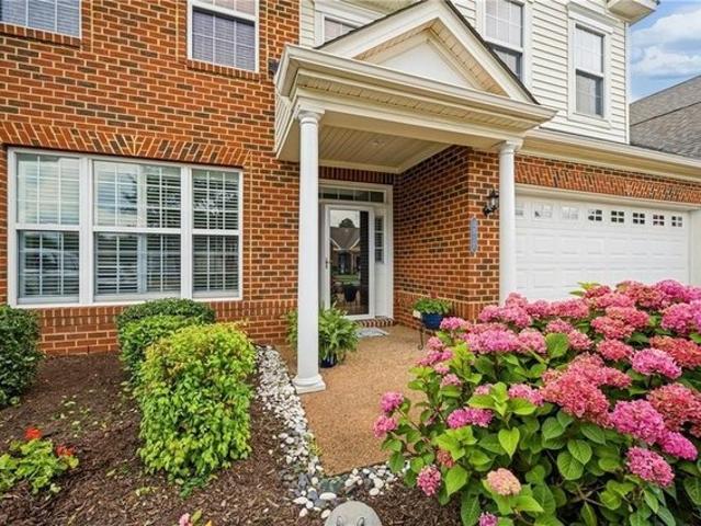 1517 Eagle Glen Dr, Chesapeake, VA 23322